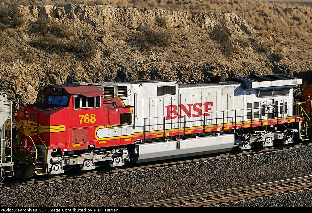 BNSF 768